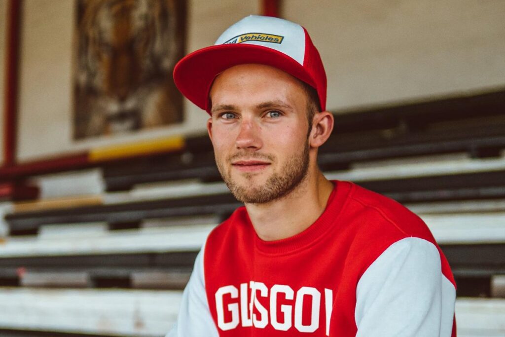 Sam Jensen: Kilka lat temu prowadziłem luźne rozmowy z klubem z ...